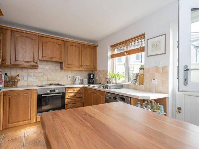 16 Ardenlee Place, Belfast, BT6 8QS
