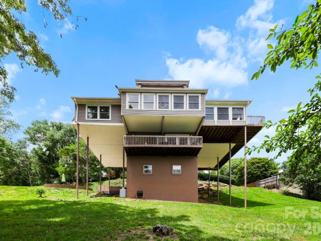 16 Audubon Drive