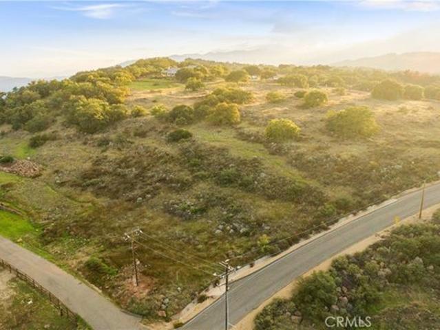 16 Avocado Mesa Rd, Murrieta, CA 92562