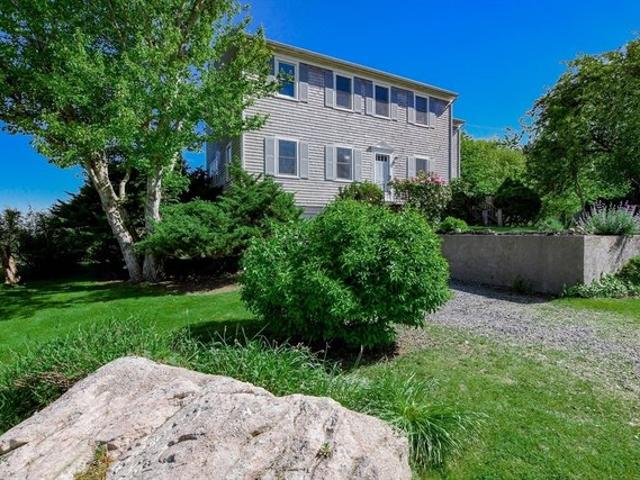 16 Bass Point Rd, Marion, MA 02738
