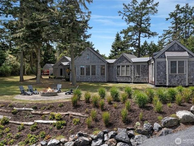 16 Bayshore Rd, Friday Harbor, WA 98250