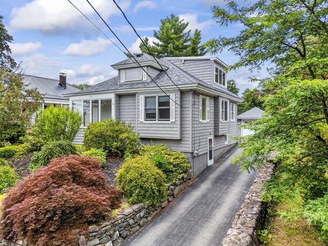 16 Beacon Ave, Auburn, ME 04210