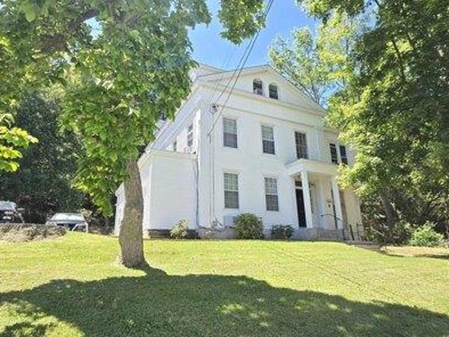 16 bedroom, Norwich CT 06360 105114504
