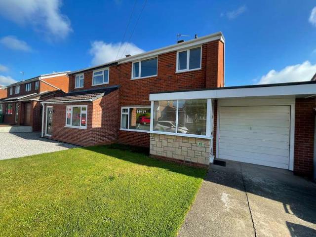 16 Bedroom Detached House