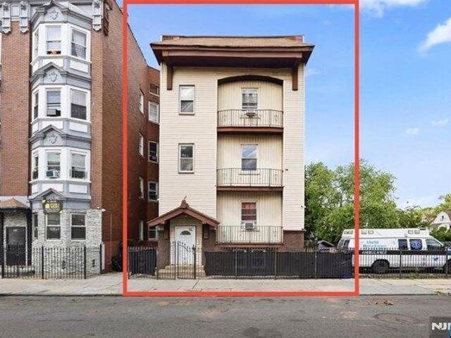 16 bedroom, East Orange NJ 07017 102799903