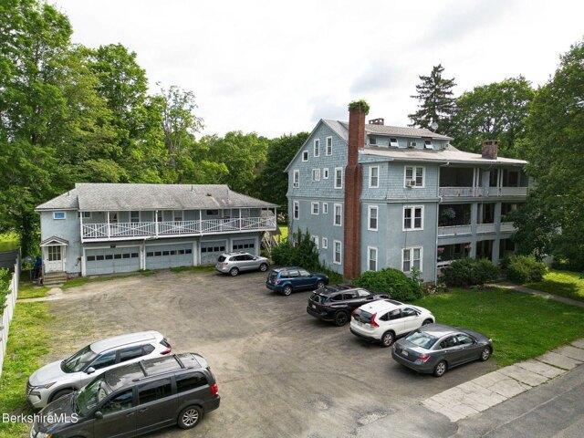 16 bedroom, Great Barrington MA 01230 92143455