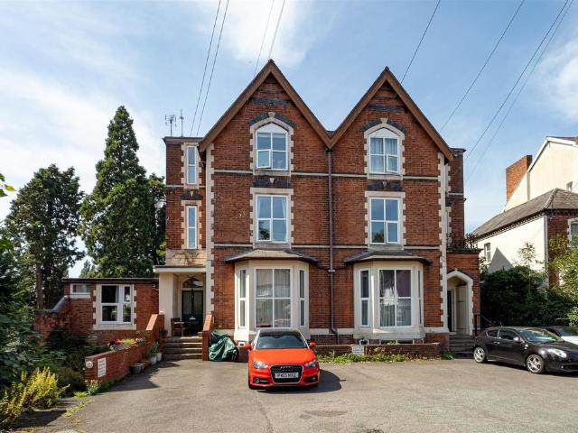 16 bedroom house for sale