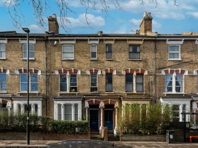 16 Bedroom House London Greater London 98834960