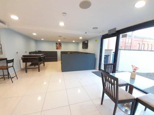 16 bedroom house share to rent