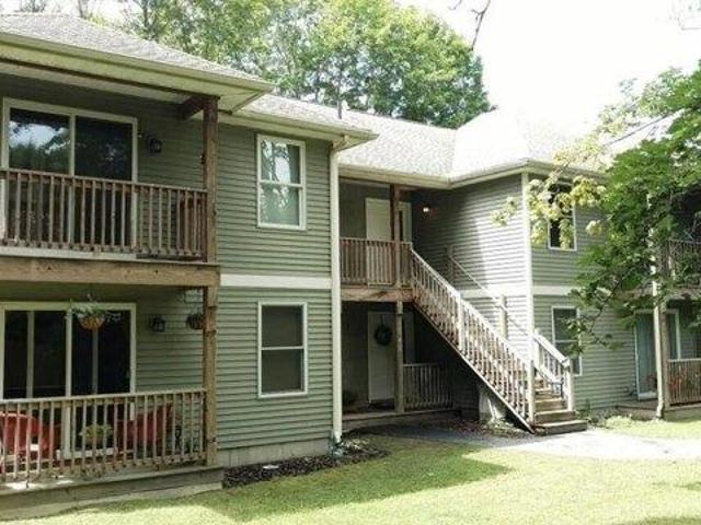 16 bedroom, Pittsfield MA 01201 102959567