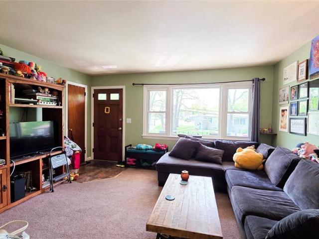 16 Belmont Avenue # 8
