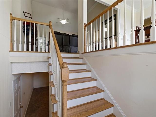 16 Berkshire Drive NW