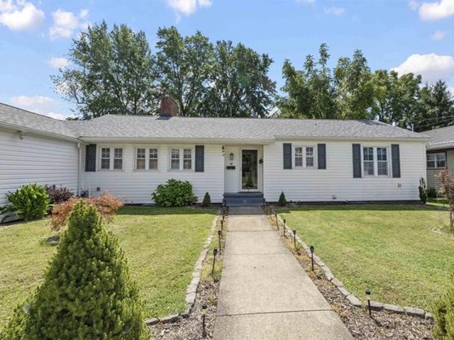 16 Boggess St, Buckhannon, WV 26201