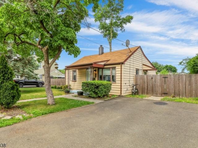 16 Boulevard Ave