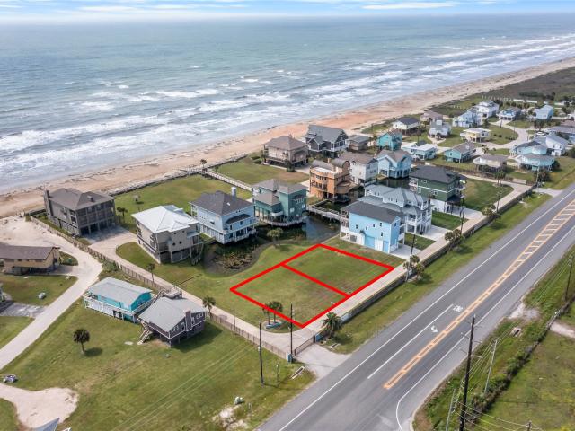 16 Blue Heron Circle