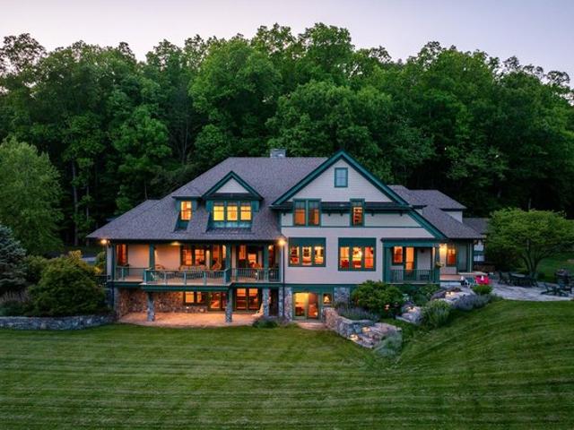16 Brixham Rd, Eliot, ME 03903