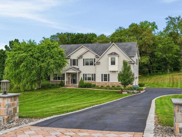16 Canterbury Lane