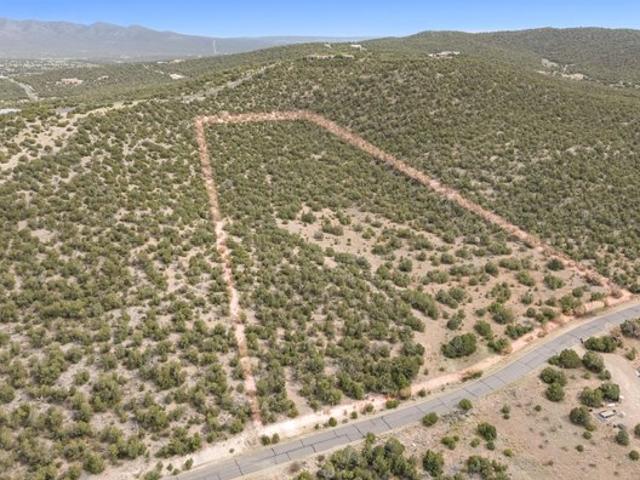 16 Canon Escondido, Sandia Park, NM 87047