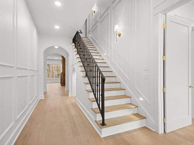 16 Calion Drive