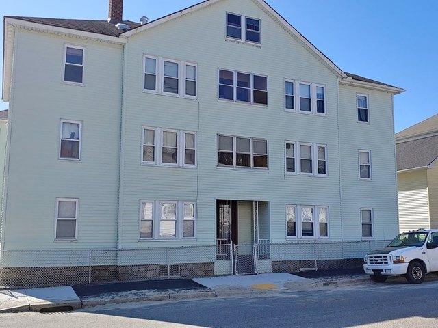 16 Caprera Rd, Worcester, MA 01604