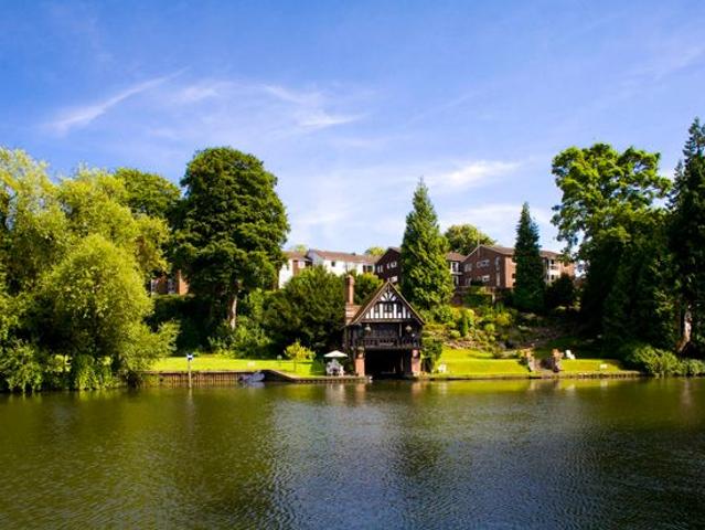 16 Cariad Court, Goring On Thames RG8, 2 bed flat to rent, £1,200 pcm | PrimeLocation