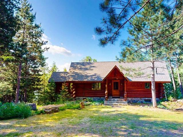 16 Carlson Rd, Grand Marais, MN 55604