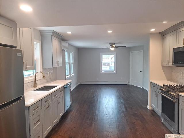 16 Cedar Drive 1st Fl