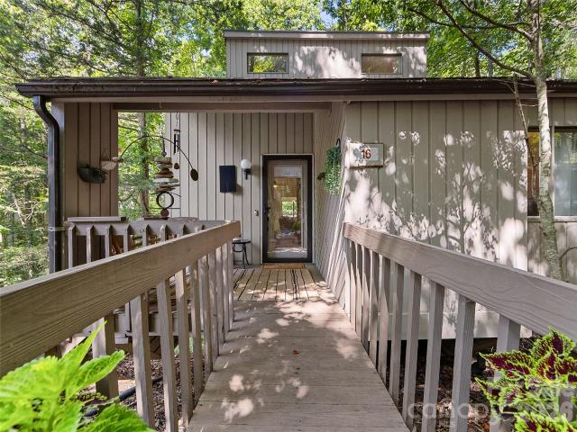 16 Cedarwood Drive