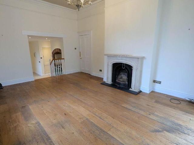 16 Chanterhill Road, Enniskillen, BT74 6DE