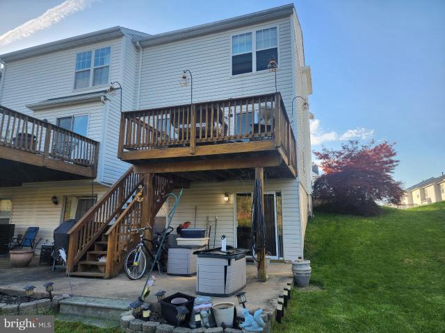 16 Charles Ct, Newark, DE 19702 | MLS #DENC2101 | Compass