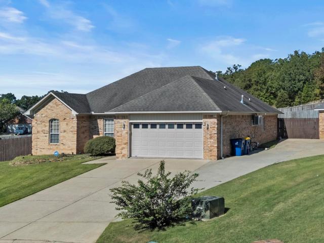 16 Chetay Drive