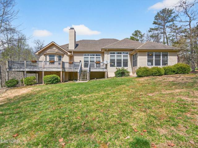 16 Conrad Circle