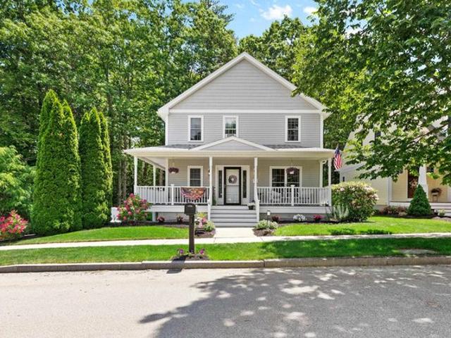 16 Constitution Way, Rochester, NH 03867