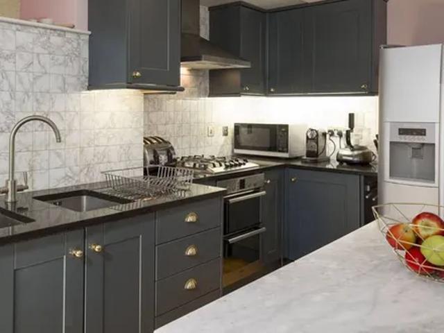 16 Courtenay Street | Studio townhouse for rent #154138932 | Rentberry