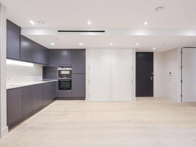 16 Crompton Street, Westminster. 1 bed apartment to rent £2,595 pcm £599 pw