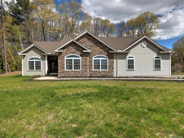 16 Crystal Brook Rd, Wolcott, CT 06716