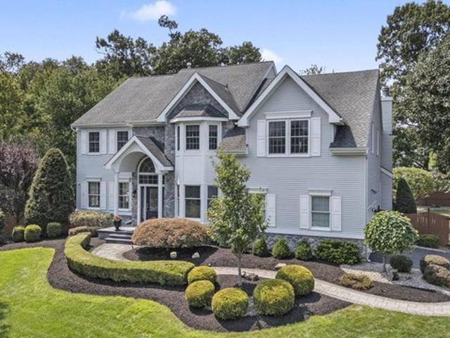16 Cummings Rd, Monmouth Junction, NJ 08852
