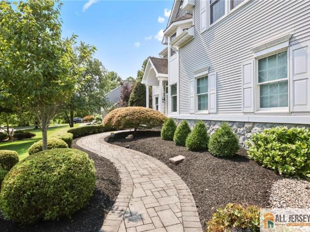 16 Cummings Road
