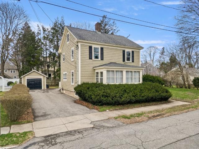 16 Dawes St, Newburyport, MA 01950 | MLS #73502 | Compass