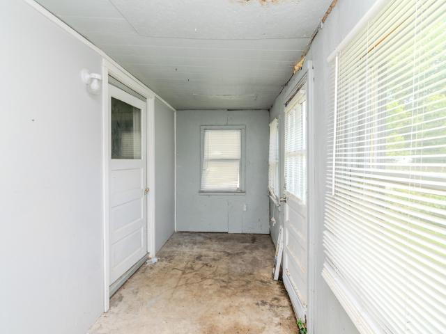 16 Denny Avenue