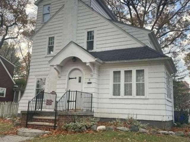 16 Devonshire Rd, Pleasant Ridge, MI 48069