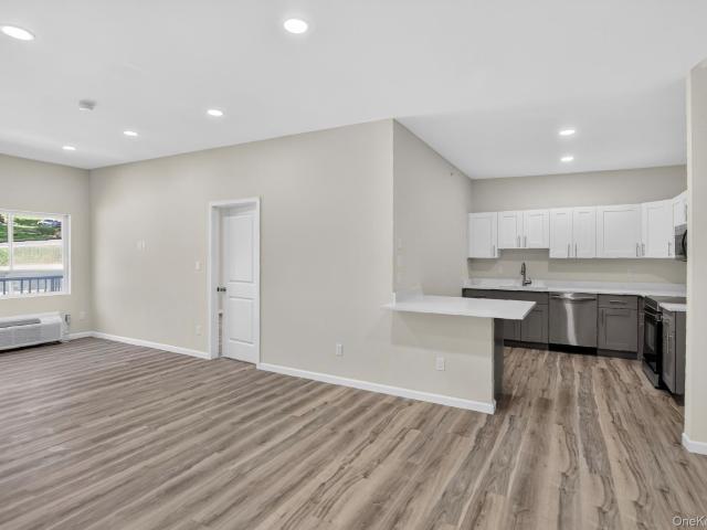 16 Dowd Street 307