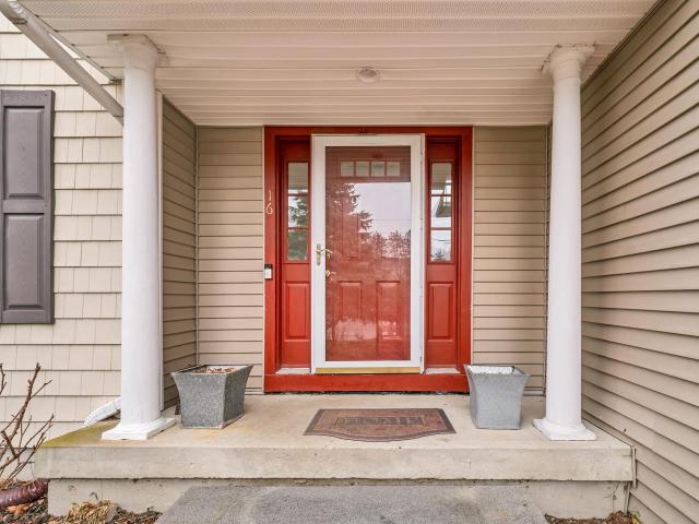 16 Dunlin Way