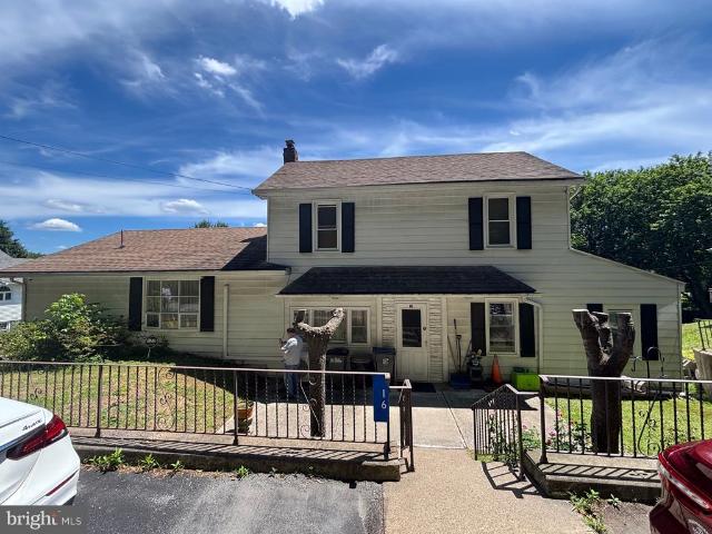16 E Main Street