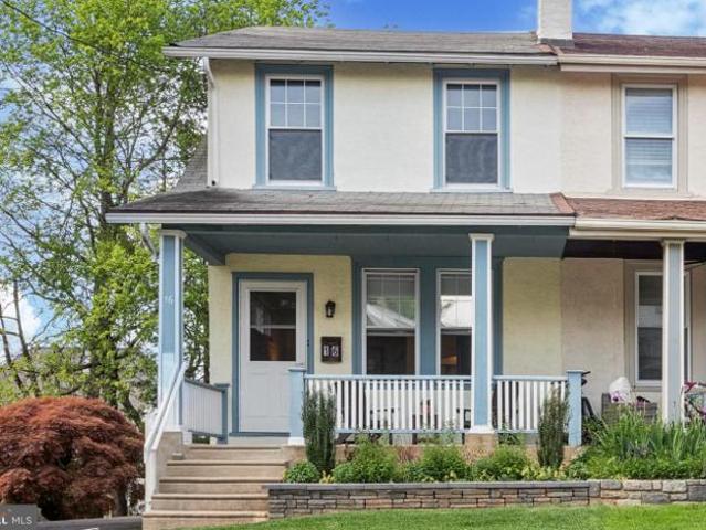 16 E Marthart Ave, Havertown, PA 19083