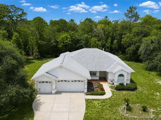16 E Primula Ct, Homosassa, FL 34446