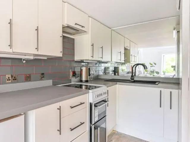16 Elmgreen Close, London, E15 4BS, United Kingdom | 2 bed townhouse for rent #165465272 | Rentberry