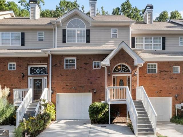 16 Elan Ct, Roswell, GA 30022