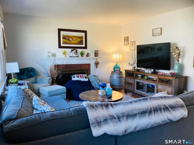 16 Farview Ave, Old Saybrook, CT 06475 | MLS #24163 | Compass