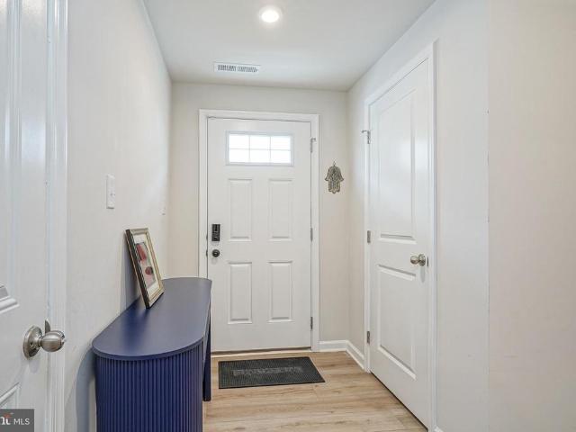 16 Fieldcrest